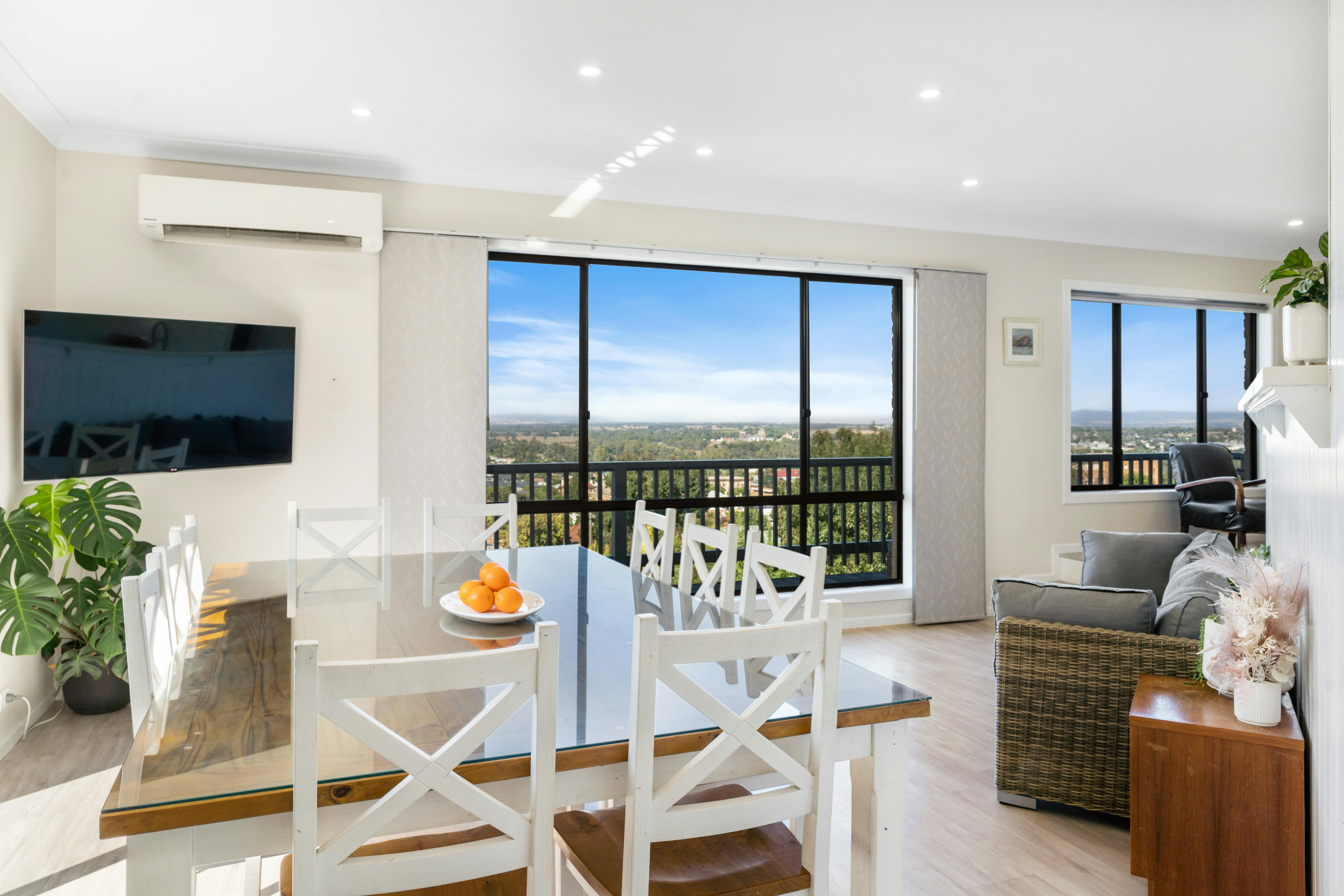 7 Ina Drive, Cowra, NSW, 2794 – Sold | Elders Real Estate